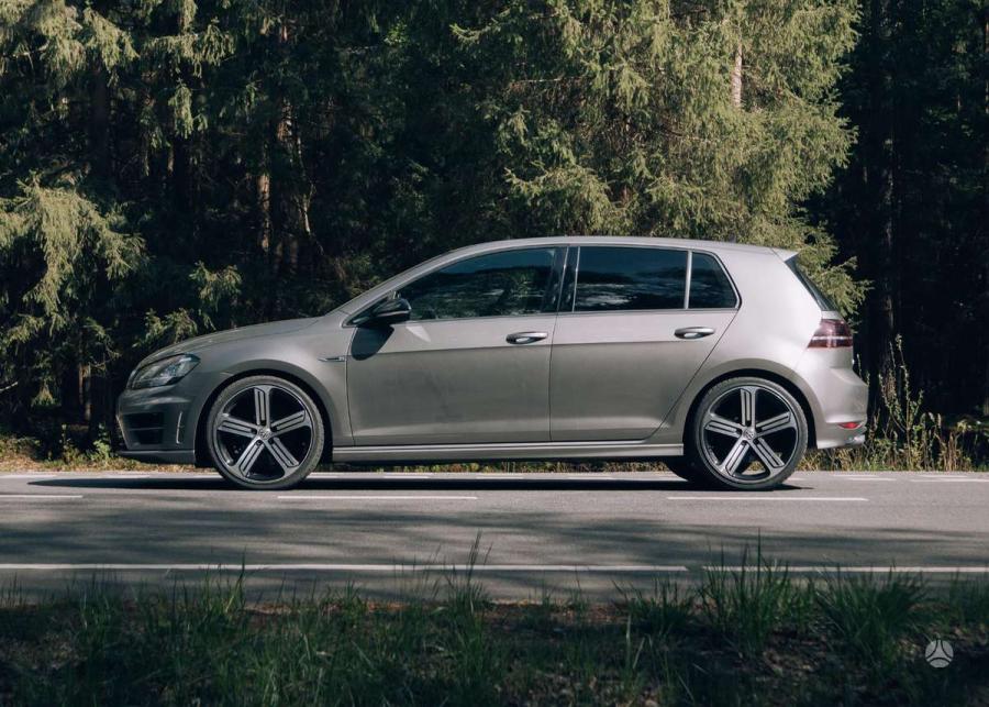 Pelēks Volkswagen Golf 2015 Kazlų Rūda, ar dzinēja tilpumu 1.98 L un nobraukumu 216 tūkst. km par 14500 €, foto 7 vietnē AUTOMOTO.COM.LV