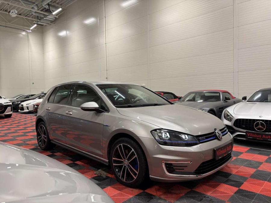 Pelēks Volkswagen Golf 2015 Viļņa, ar dzinēja tilpumu 1.40 L un nobraukumu 283 tūkst. km par 8500 €, foto 3 vietnē AUTOMOTO.COM.LV