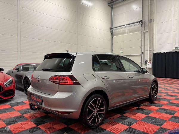 Grey Volkswagen Golf 2015 in Vilnius, with an engine capacity of 1.40 L and mileage of 283 thousand km for 8500 €, photo 4 on AUTOMOTO.COM.LV