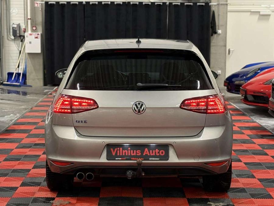 Grey Volkswagen Golf 2015 in Vilnius, with an engine capacity of 1.40 L and mileage of 283 thousand km for 8500 €, photo 5 on AUTOMOTO.COM.LV