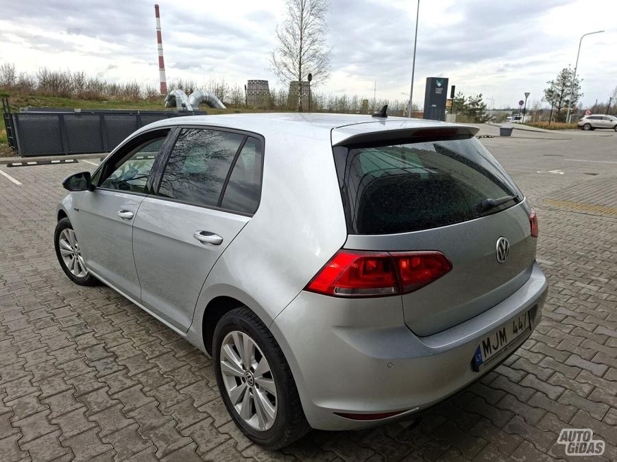 Pelēks Volkswagen Golf 2015 Viļņa, ar dzinēja tilpumu 1.60 L un nobraukumu 184 tūkst. km par 6350 €, foto 5 vietnē AUTOMOTO.COM.LV