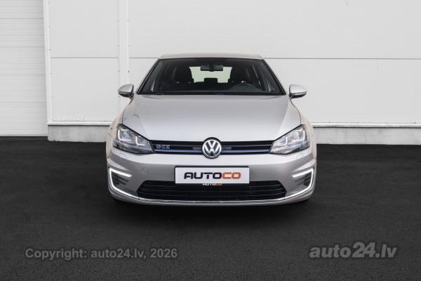 Grey Volkswagen Golf 2015 in Tallinn, with an engine capacity of 1.40 L and mileage of 136 thousand km for 11999 €, photo 3 on AUTOMOTO.COM.LV