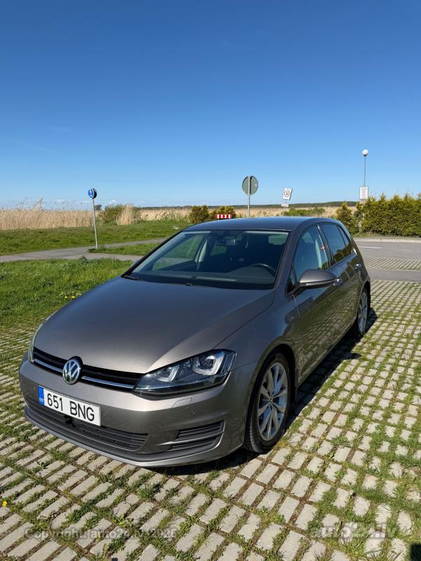 Grey Volkswagen Golf 2015 in Tallinn, with an engine capacity of 1.40 L and mileage of 209 thousand km for 8800 €, photo 1 on AUTOMOTO.COM.LV