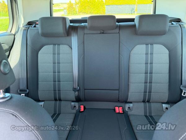 Grey Volkswagen Golf 2015 in Tallinn, with an engine capacity of 1.40 L and mileage of 209 thousand km for 8800 €, photo 10 on AUTOMOTO.COM.LV