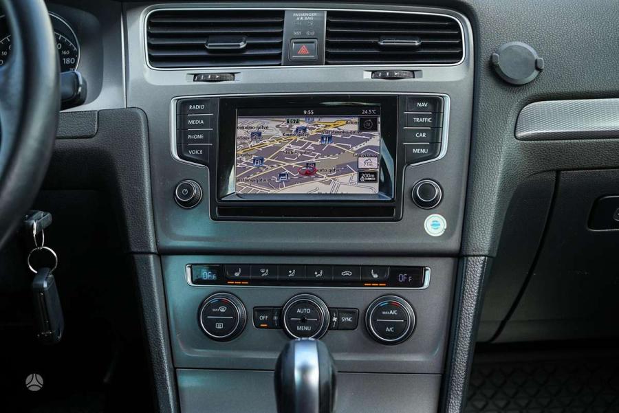 Grey Volkswagen Golf 2015 in Marijampole, with an engine capacity of 1.40 L and mileage of 208 thousand km for 7950 €, photo 18 on AUTOMOTO.COM.LV