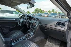 Grey Volkswagen Golf 2015 in Marijampole, with an engine capacity of 1.40 L and mileage of 208 thousand km for 7950 €, photo 36 on AUTOMOTO.COM.LV
