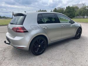 Grey Volkswagen Golf 2015 in Kaunas, with an engine capacity of 1.40 L and mileage of 279 thousand km for 7750 €, photo 16 on AUTOMOTO.COM.LV