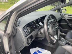 Grey Volkswagen Golf 2015 in Kaunas, with an engine capacity of 1.40 L and mileage of 279 thousand km for 7750 €, photo 19 on AUTOMOTO.COM.LV