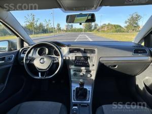 Grey Volkswagen Golf 2015 in Riga, with an engine capacity of 1.40 L and mileage of 199 thousand km for 6500 €, photo 10 on AUTOMOTO.COM.LV