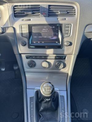 Grey Volkswagen Golf 2015 in Riga, with an engine capacity of 1.40 L and mileage of 199 thousand km for 6500 €, photo 12 on AUTOMOTO.COM.LV