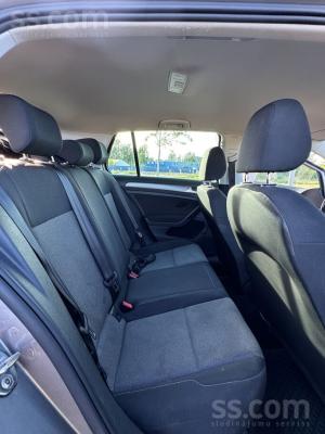 Grey Volkswagen Golf 2015 in Riga, with an engine capacity of 1.40 L and mileage of 199 thousand km for 6500 €, photo 13 on AUTOMOTO.COM.LV