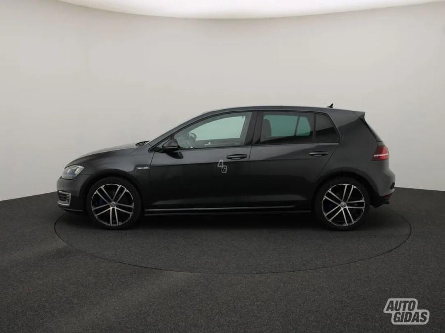 Grey Volkswagen Golf 2015 in Vilnius, with an engine capacity of 1.40 L and mileage of 220 thousand km for 10999 €, photo 7 on AUTOMOTO.COM.LV