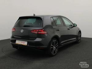 Grey Volkswagen Golf 2015 in Vilnius, with an engine capacity of 1.40 L and mileage of 220 thousand km for 10999 €, photo 9 on AUTOMOTO.COM.LV