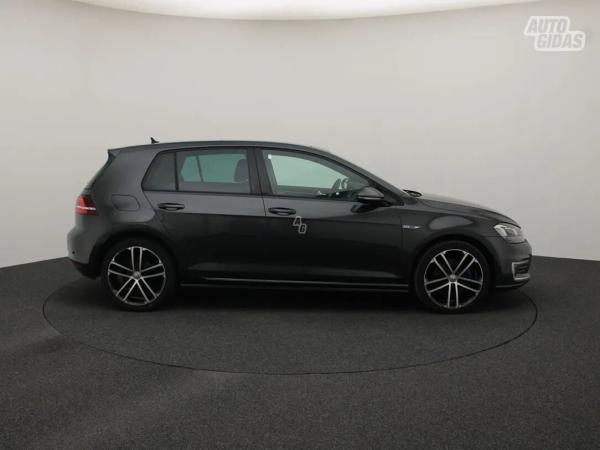 Grey Volkswagen Golf 2015 in Vilnius, with an engine capacity of 1.40 L and mileage of 220 thousand km for 10999 €, photo 9 on AUTOMOTO.COM.LV