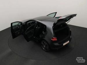 Grey Volkswagen Golf 2015 in Vilnius, with an engine capacity of 1.40 L and mileage of 220 thousand km for 10999 €, photo 14 on AUTOMOTO.COM.LV