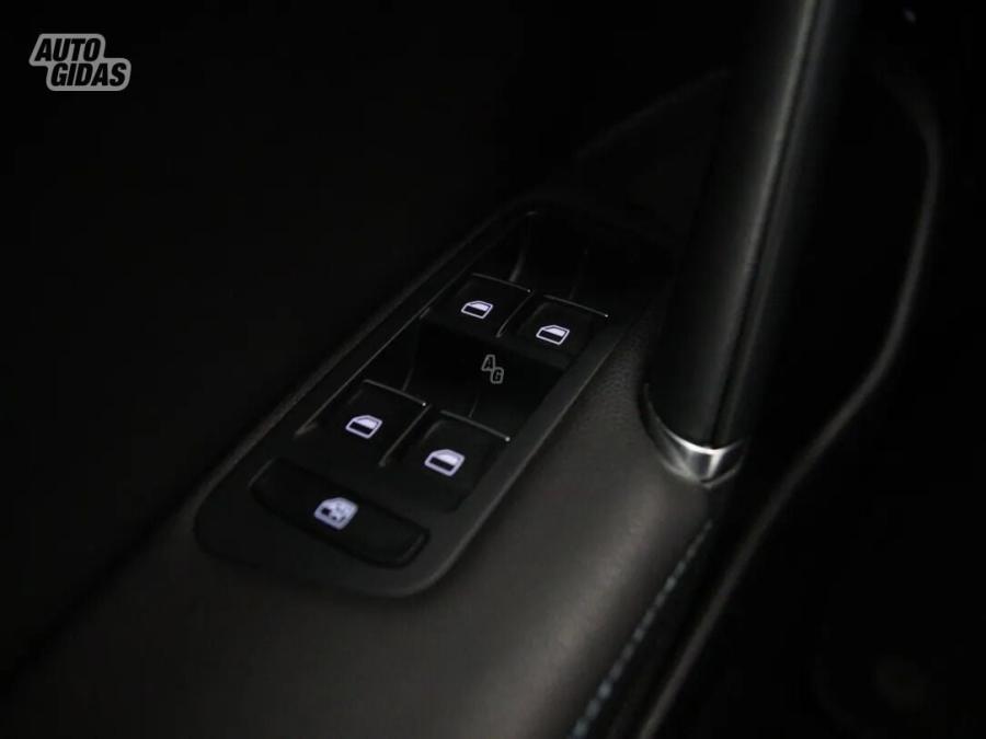 Grey Volkswagen Golf 2015 in Vilnius, with an engine capacity of 1.40 L and mileage of 220 thousand km for 10999 €, photo 27 on AUTOMOTO.COM.LV