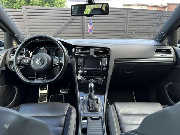 Pelēks Volkswagen Golf 2015 Trakai, ar dzinēja tilpumu 1.98 L un nobraukumu 190 tūkst. km par 16850 €, foto 10 vietnē AUTOMOTO.COM.LV