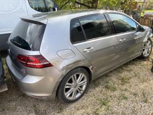 Pelēks Volkswagen Golf 2015 Rīga, ar dzinēja tilpumu 1.40 L un nobraukumu 270 tūkst. km par 3500 €, foto  vietnē AUTOMOTO.COM.LV