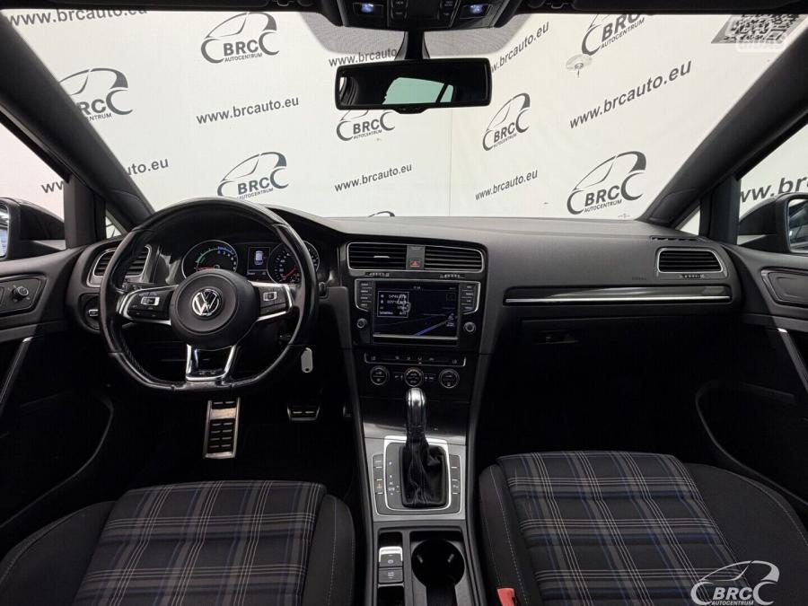 Grey Volkswagen Golf 2015 in Avizieniai, with an engine capacity of 1.40 L and mileage of 260 thousand km for 7500 €, photo 4 on AUTOMOTO.COM.LV