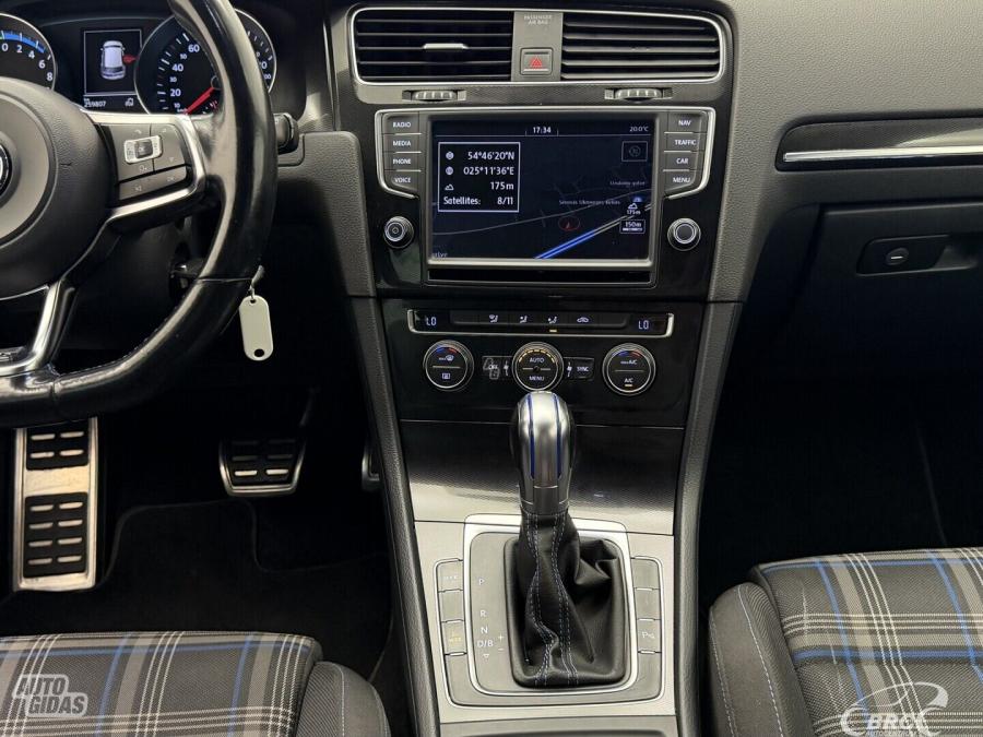 Grey Volkswagen Golf 2015 in Avizieniai, with an engine capacity of 1.40 L and mileage of 260 thousand km for 7500 €, photo 15 on AUTOMOTO.COM.LV