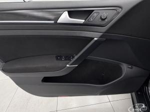 Grey Volkswagen Golf 2015 in Avizieniai, with an engine capacity of 1.40 L and mileage of 260 thousand km for 7500 €, photo 19 on AUTOMOTO.COM.LV