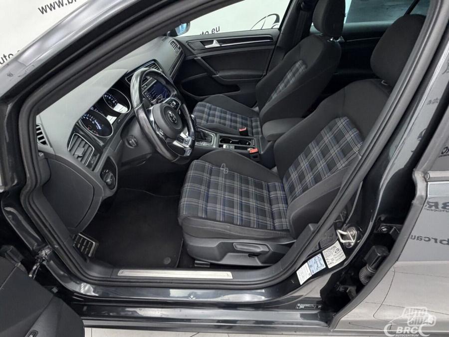 Grey Volkswagen Golf 2015 in Avizieniai, with an engine capacity of 1.40 L and mileage of 260 thousand km for 7500 €, photo 21 on AUTOMOTO.COM.LV
