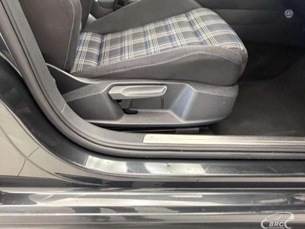 Grey Volkswagen Golf 2015 in Vilnius, with an engine capacity of 1.40 L and mileage of 260 thousand km for 7500 €, photo 7 on AUTOMOTO.COM.LV