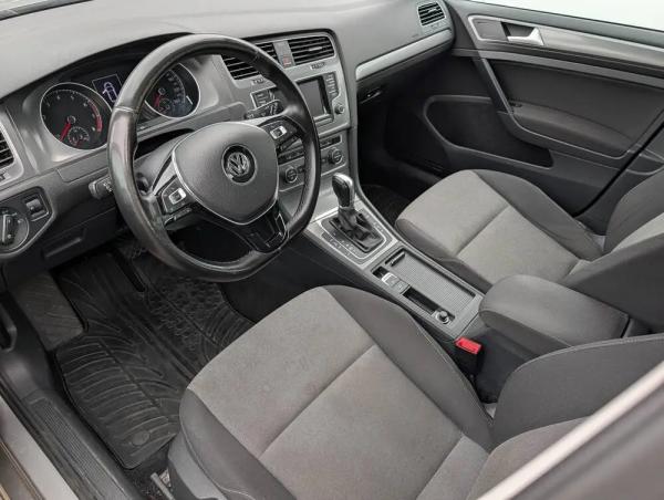 Pelēks Volkswagen Golf 2015 Jūrmala, ar dzinēja tilpumu 1.40 L un nobraukumu 192 tūkst. km par 9950 €, foto 3 vietnē AUTOMOTO.COM.LV