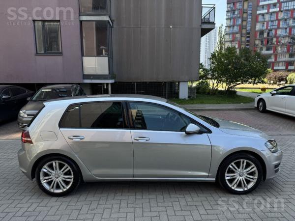 Pelēks Volkswagen Golf 2015 Rīga, ar dzinēja tilpumu 1.40 L un nobraukumu 259 tūkst. km par 5990 €, foto 3 vietnē AUTOMOTO.COM.LV
