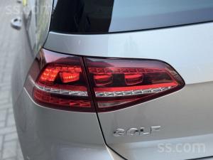 Pelēks Volkswagen Golf 2015 Rīga, ar dzinēja tilpumu 1.40 L un nobraukumu 259 tūkst. km par 5990 €, foto 6 vietnē AUTOMOTO.COM.LV