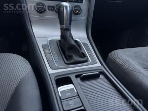 Pelēks Volkswagen Golf 2015 Rīga, ar dzinēja tilpumu 1.40 L un nobraukumu 259 tūkst. km par 5990 €, foto 18 vietnē AUTOMOTO.COM.LV