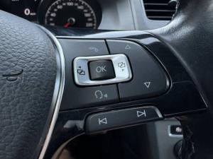 Grey Volkswagen Golf 2015 in Riga, with an engine capacity of 1.40 L and mileage of 259 thousand km for 5990 €, photo 21 on AUTOMOTO.COM.LV