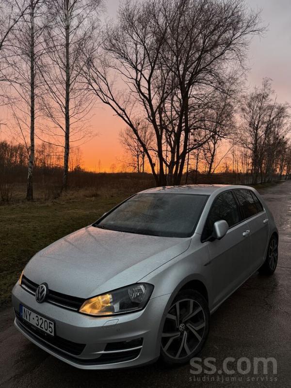 Pelēks Volkswagen Golf 2015 Liepāja, ar dzinēja tilpumu 1.60 L un nobraukumu 0 tūkst. km par 5300 €, foto 1 vietnē AUTOMOTO.COM.LV