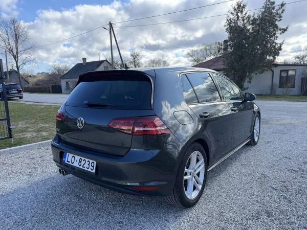 Grey Volkswagen Golf 2015 in Ventspils, with an engine capacity of 2.00 L and mileage of 165 thousand km for 9990 €, photo 4 on AUTOMOTO.COM.LV