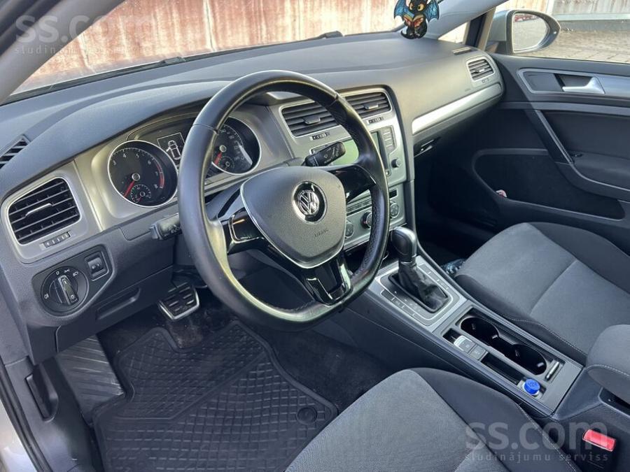 Pelēks Volkswagen Golf 2015 Rīga, ar dzinēja tilpumu 1.40 L un nobraukumu 140 tūkst. km par 8000 €, foto 8 vietnē AUTOMOTO.COM.LV