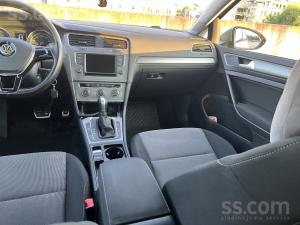 Pelēks Volkswagen Golf 2015 Rīga, ar dzinēja tilpumu 1.40 L un nobraukumu 140 tūkst. km par 8000 €, foto 9 vietnē AUTOMOTO.COM.LV