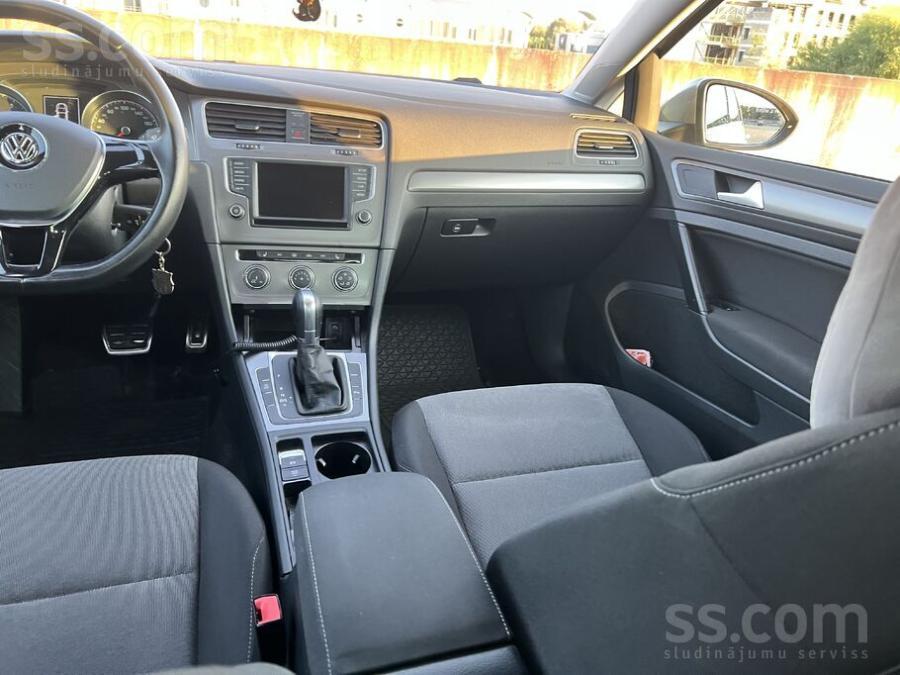 Pelēks Volkswagen Golf 2015 Rīga, ar dzinēja tilpumu 1.40 L un nobraukumu 140 tūkst. km par 8000 €, foto 9 vietnē AUTOMOTO.COM.LV