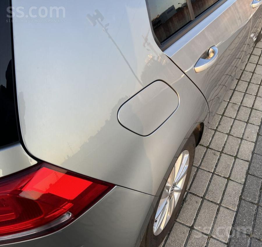 Pelēks Volkswagen Golf 2015 Rīga, ar dzinēja tilpumu 1.40 L un nobraukumu 140 tūkst. km par 8000 €, foto 12 vietnē AUTOMOTO.COM.LV