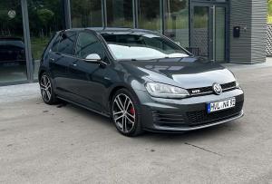 Pelēks Volkswagen Golf 2015 Viļņa, ar dzinēja tilpumu 1.97 L un nobraukumu 201 tūkst. km par 8800 €, foto 5 vietnē AUTOMOTO.COM.LV