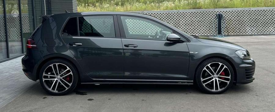 Pelēks Volkswagen Golf 2015 Viļņa, ar dzinēja tilpumu 1.97 L un nobraukumu 201 tūkst. km par 8800 €, foto 6 vietnē AUTOMOTO.COM.LV