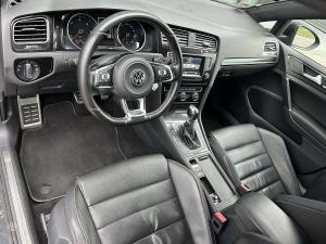 Pelēks Volkswagen Golf 2015 Viļņa, ar dzinēja tilpumu 1.97 L un nobraukumu 201 tūkst. km par 8800 €, foto 13 vietnē AUTOMOTO.COM.LV