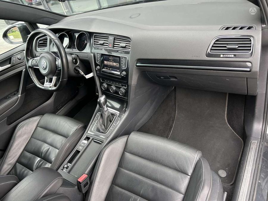 Pelēks Volkswagen Golf 2015 Viļņa, ar dzinēja tilpumu 1.97 L un nobraukumu 201 tūkst. km par 8800 €, foto 15 vietnē AUTOMOTO.COM.LV