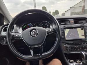 Grey Volkswagen Golf 2015 in Marijampole, with an engine capacity of 0.00 L and mileage of 146 thousand km for 5550 €, photo 18 on AUTOMOTO.COM.LV