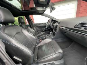 Grey Volkswagen Golf 2015 in Vilnius, with an engine capacity of 1.40 L and mileage of 219 thousand km for 9350 €, photo 4 on AUTOMOTO.COM.LV