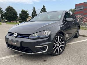 Grey Volkswagen Golf 2015 in Vilnius, with an engine capacity of 1.40 L and mileage of 219 thousand km for 9350 €, photo 9 on AUTOMOTO.COM.LV