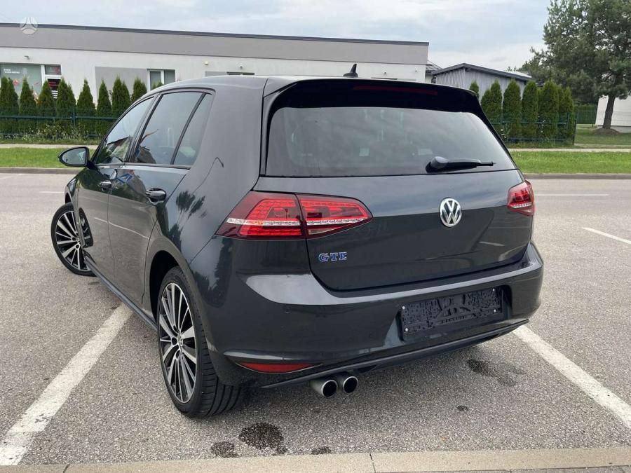Grey Volkswagen Golf 2015 in Vilnius, with an engine capacity of 1.40 L and mileage of 219 thousand km for 9350 €, photo 14 on AUTOMOTO.COM.LV
