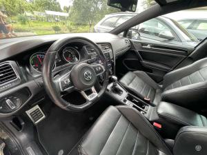 Grey Volkswagen Golf 2015 in Vilnius, with an engine capacity of 1.40 L and mileage of 219 thousand km for 9350 €, photo 26 on AUTOMOTO.COM.LV