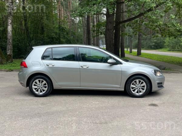 Pelēks Volkswagen Golf 2015 Rīga, ar dzinēja tilpumu 1.40 L un nobraukumu 0 tūkst. km par 6599 €, foto 6 vietnē AUTOMOTO.COM.LV