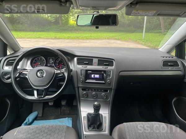Pelēks Volkswagen Golf 2015 Rīga, ar dzinēja tilpumu 1.40 L un nobraukumu 0 tūkst. km par 6599 €, foto 10 vietnē AUTOMOTO.COM.LV