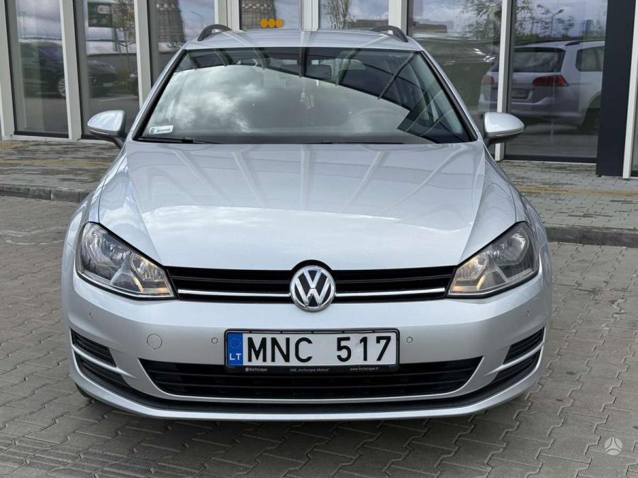 Pelēks Volkswagen Golf 2015 Viļņa, ar dzinēja tilpumu 1.60 L un nobraukumu 300 tūkst. km par 4700 €, foto 3 vietnē AUTOMOTO.COM.LV